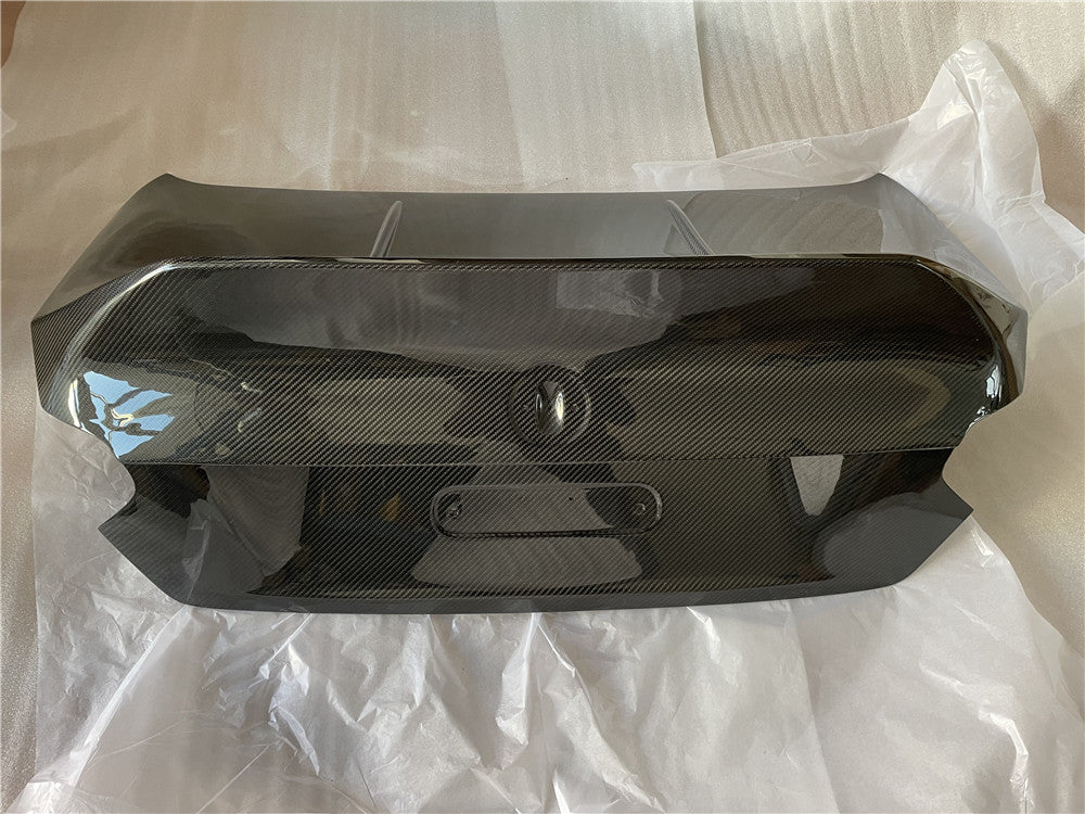 Dry carbon fiber CSL trunk for BMW G87 M2 pre-preg CSl trunk – FOCUSCARBON